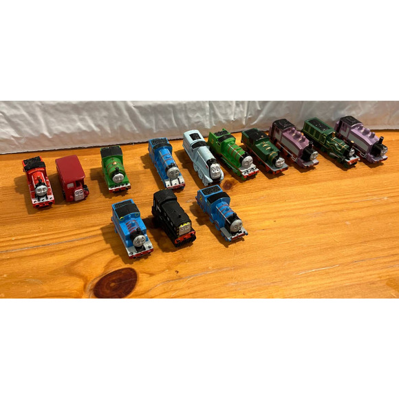 Thomas & Friends | Toys | Mini Thomas Friends Molded Plastic Trains Lot ...